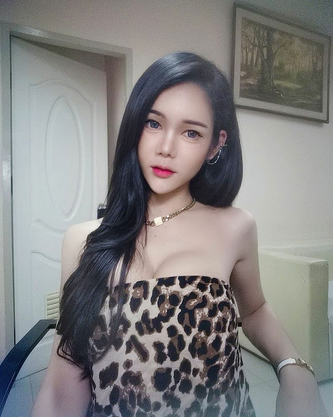 ส่องวาร์ป น้องปฐมาวดี สีน้อย พริตี้สาวสวย งานแซ่บ ขวัญใจหนุ่มๆ TikTok