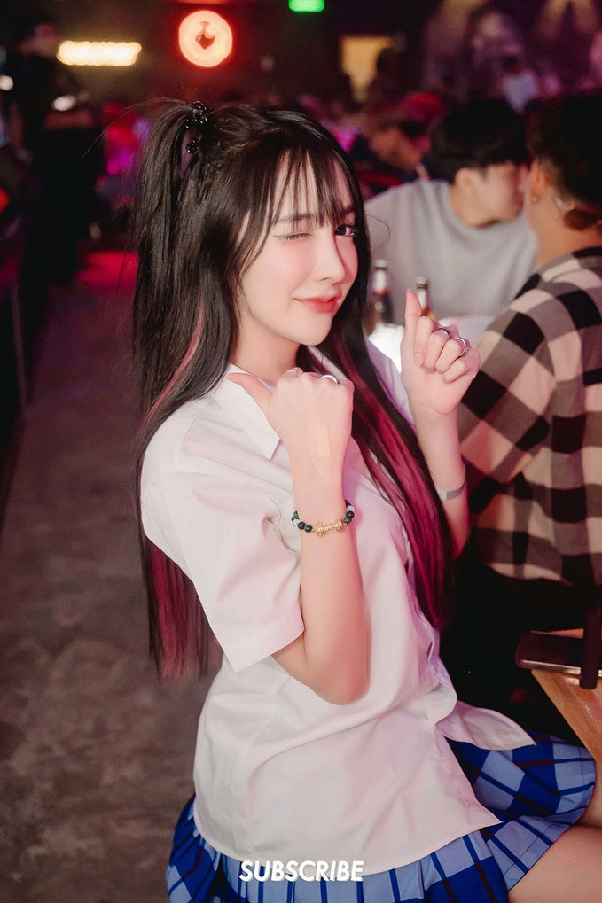 ส่องวาร์ป น้อง iyarin สาวหมวย เซ็กซี่ สวยแซ่บ สายแคสเกม งานดีไม่มีพัก