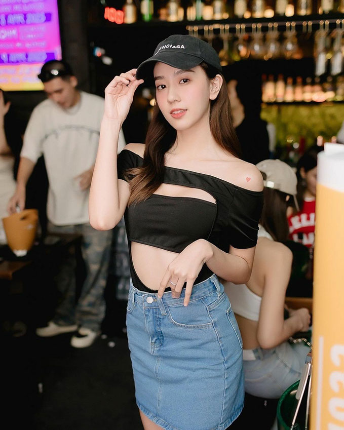 ส่องวาร์ป น้องปูเป้ พิชาภรณ์ คณาธนะทรัพย์ นางแบบสาว งานแจ่ม ทีเด็ด